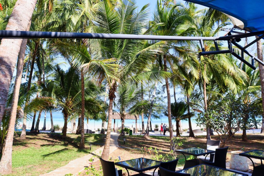 Restaurants & Bars - Diani Marine